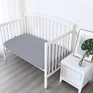 Biloban Crib Sheets Girl Fitted, 2 Pack Crib Sheet Fits for Standard Crib Mattress, Neutral Toddler Bed Sheets for Baby Boys, Grey & Pink, 52”X 28”