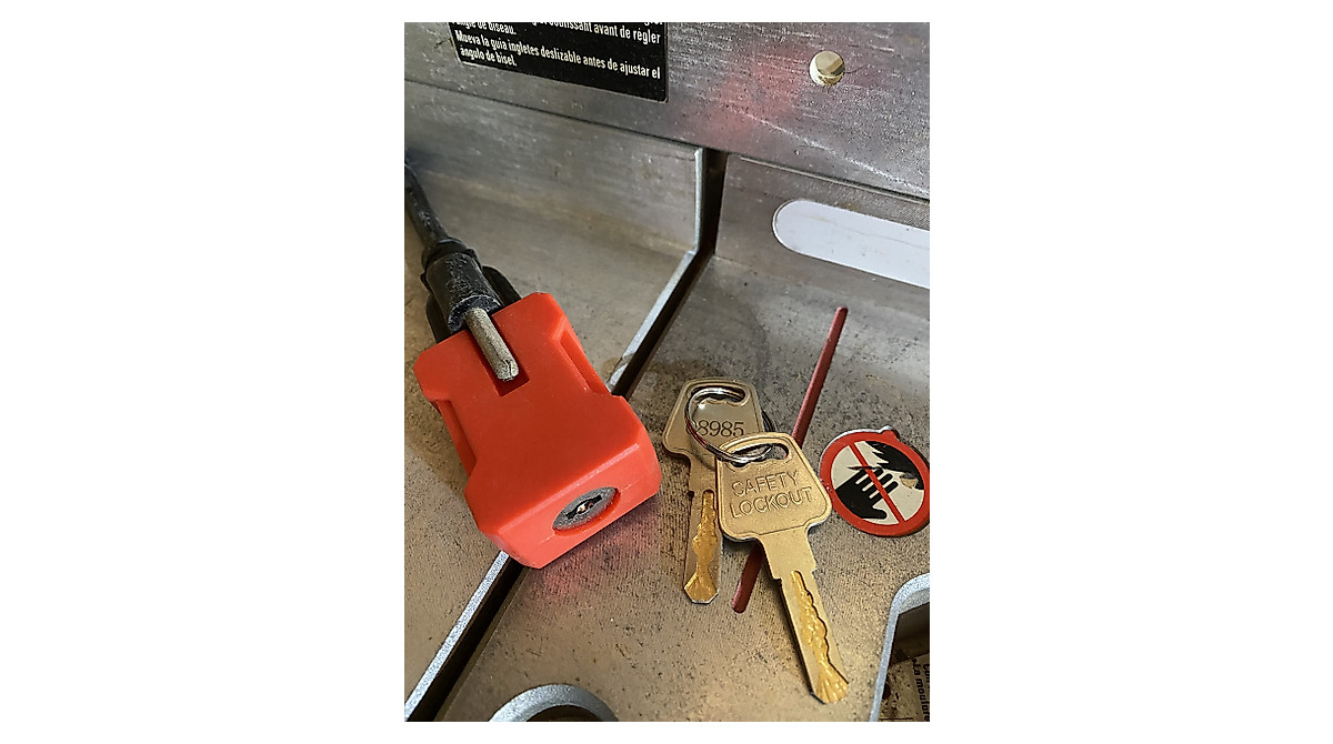 Zing Electrical Plug Lockout Device – Safety First