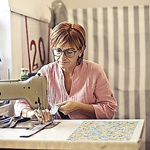 Healifty Floral Bedsheets 8Pcs Christmas Cotton Fabric Sheet Patchwork Cloth Quilting Precut Scraps Sewing Fabric for DIY Christmas Stocking Mouth Cover Purse Bag 50X50cm (Yellow) Floral Bed Sheets