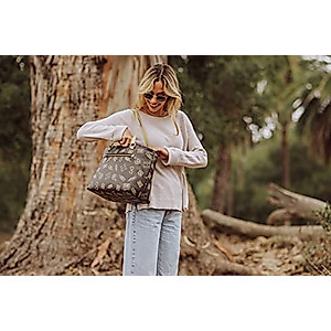 PICNIC TIME Harry Potter Hogwarts Uptown Cooler Tote Bag, Insulated Purse Lunch Bag for Her, Stylish Beach Bag Soft Cooler, (Black with Gold Accents), 14.37 x 7.28 x 10.63