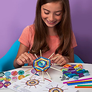 Craft-tastic – All About Me Quiz Art – Craft Kit – Answer Fun Questions to Make a Personalized Piece of Art – Ages 8+