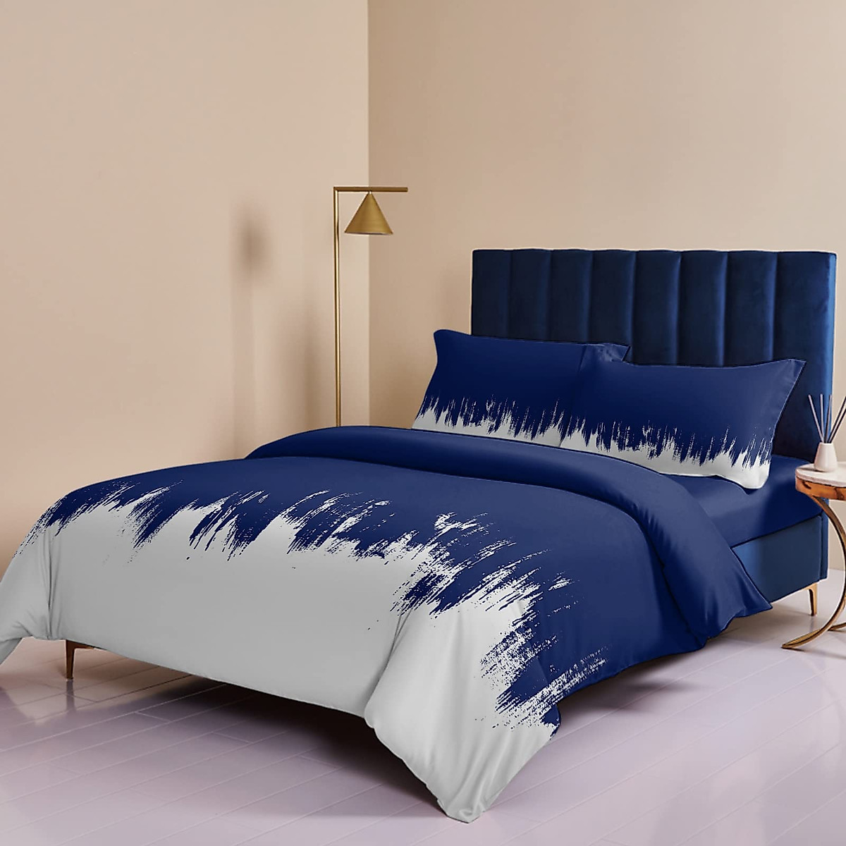 4 Pieces Duvet Cover Bedding Set Cal King Modern Royal Blue White Gradient Ultra Soft Quilted Luxury Washed Comforter Covers Bed Sheet Pillowcases Minimalist Paint Smudge Art for Bedroom Decor