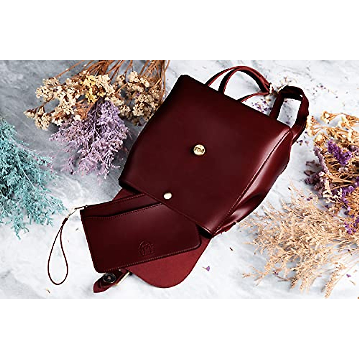 SUNLIGHT LEAVES Simple Vegan Leather Flap 3 Way Convertible Backpack For Women Classic Vintage Faux Leather Fashion Daypack (Red)