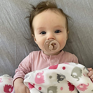 EVERYDAY KIDS Large Ultra Soft Gray and Pink Elephant Minky Baby Blanket for Girls Mink and Sherpa Toddler and Baby Girl Blanket Measures 30 x 40”; Trendy Animal Elephant Baby Nursery Decor