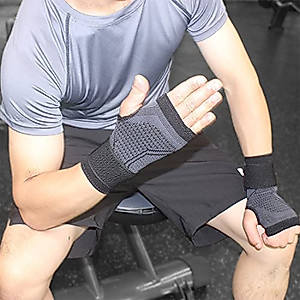 YUNYILAN 2-Pack Carpal Tunnel Wrist Brace, for Carpal Tunnel Syndrome, Wrist Pain/Strain Arthritis, Wrist Brace Men and Women, Adjustable Strap, Wrist Wrap Hand Support Sleeves (Black, Medium)