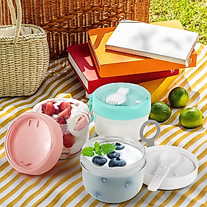 Coloch 6 Pack Plastic Overnight Oats Container with Spoon and Lid, 20oz Portable Prep Oatmeal Jar Leakage Proof On The Go Cup Dessert Cup for Yogurt, Snack, Oatmeal, Fruit, White, Pink, Green