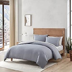 Eddie Bauer - Queen Duvet Cover Set, Reversible Bedding with Matching Shams, Stylish Home Decor for All Seasons (Herringbone Light Blue/Grey, Queen)