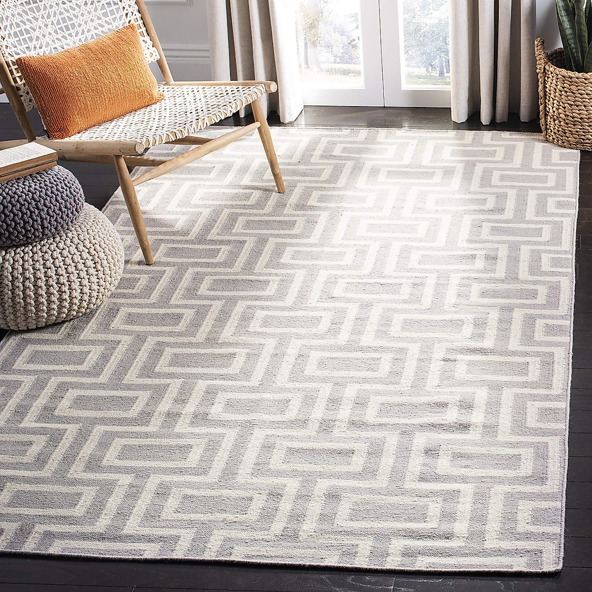 SAFAVIEH Dhurries Collection 8' x 10' Grey/Ivory DHU562B Handmade Flatweave Premium Wool Area Rug