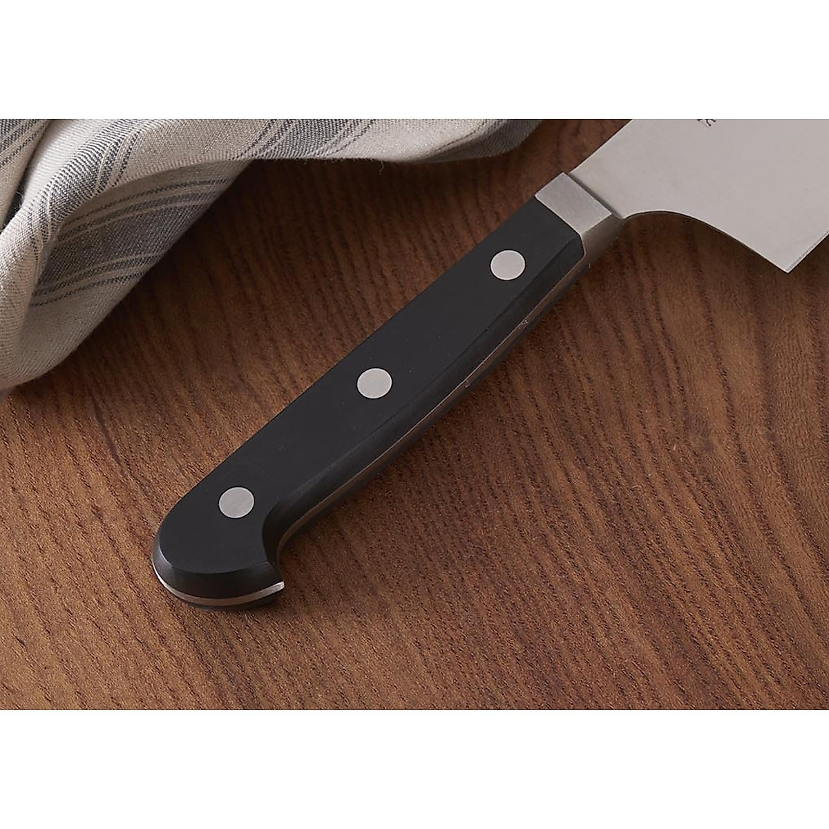 HENCKELS Classic Razor-Sharp 6-inch Chef's Knife, German Engineered Informed by 100+ Years of Mastery