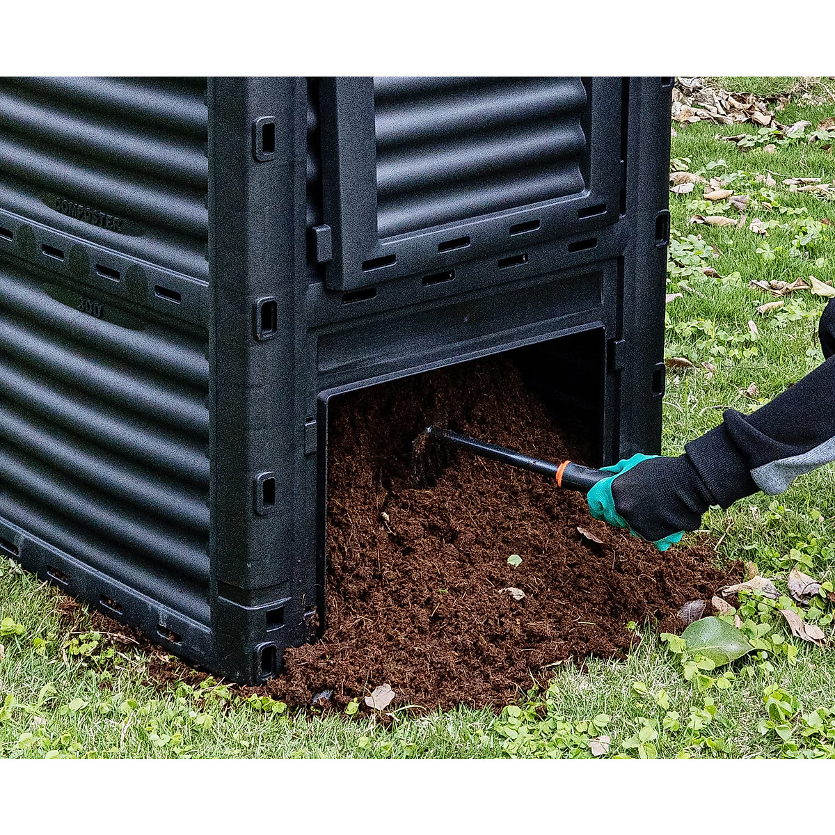 GARDEN FRIEND C1933431 Composter 300 Lt. Made of weather-resistant polypropylene, green