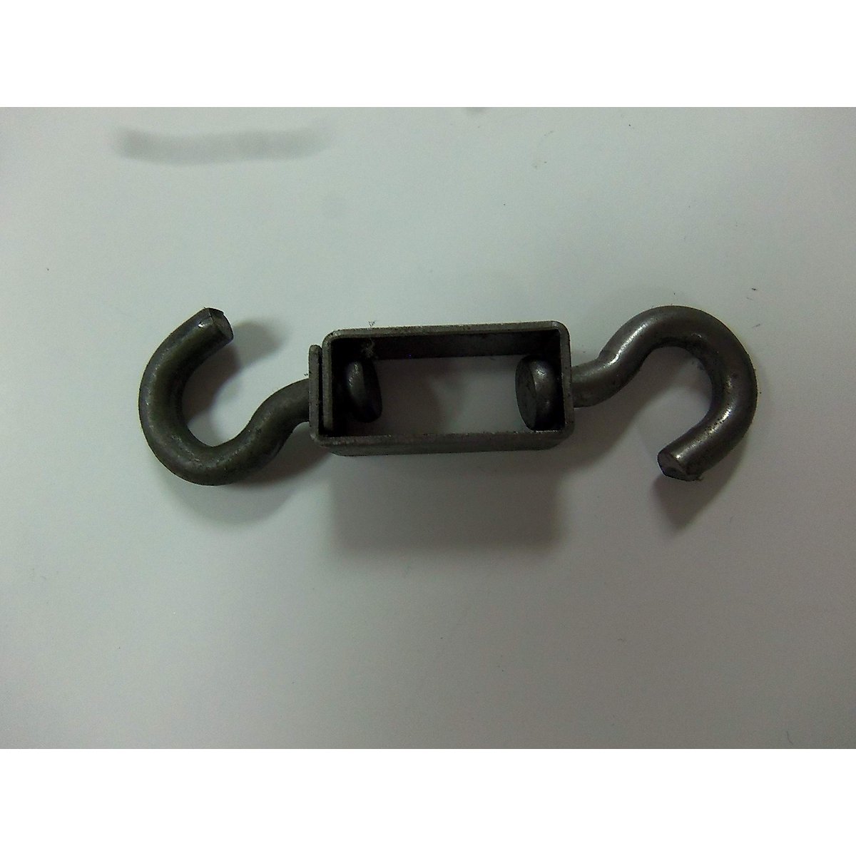 Box Swivels w/J Hooks Traps Trapping Supplies (24 Box Swivels w/J Hooks)