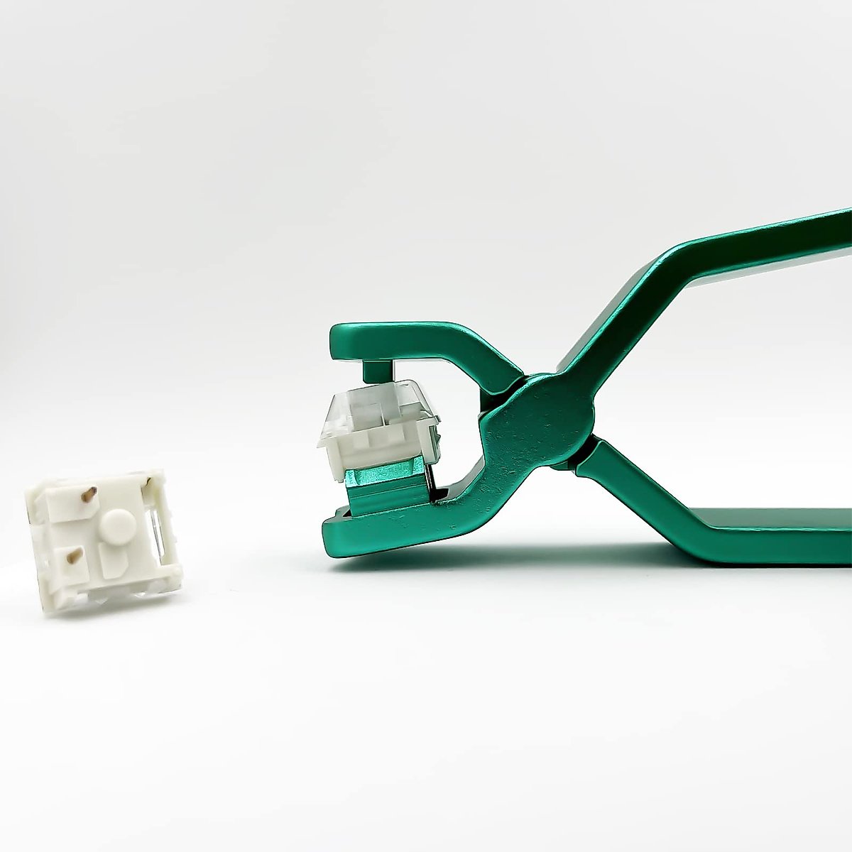 Switch Opener,Mechanical Gaming Keyboard Switch Opener for Kailh Box Outemu Akko(Green)