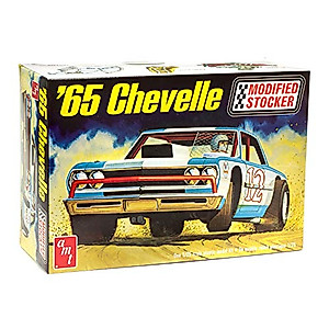 AMT 1965 Chevelle Modified Stocker 1:25 Scale Model Kit