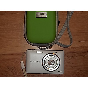 Samsung ST72 16.2 Mega Pixel Digital Camera with 3-Inch LCD Display (white)