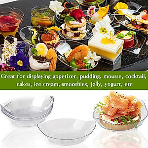 TOFLEN 100ct Mini Dessert Plates with Tasting Spoons, 3-1/8 x 2-5/8 Inches Small Reusable Clear Plastic Party Serving Hors D'oeuvres Plates for Appetizers (Leaf Shape)