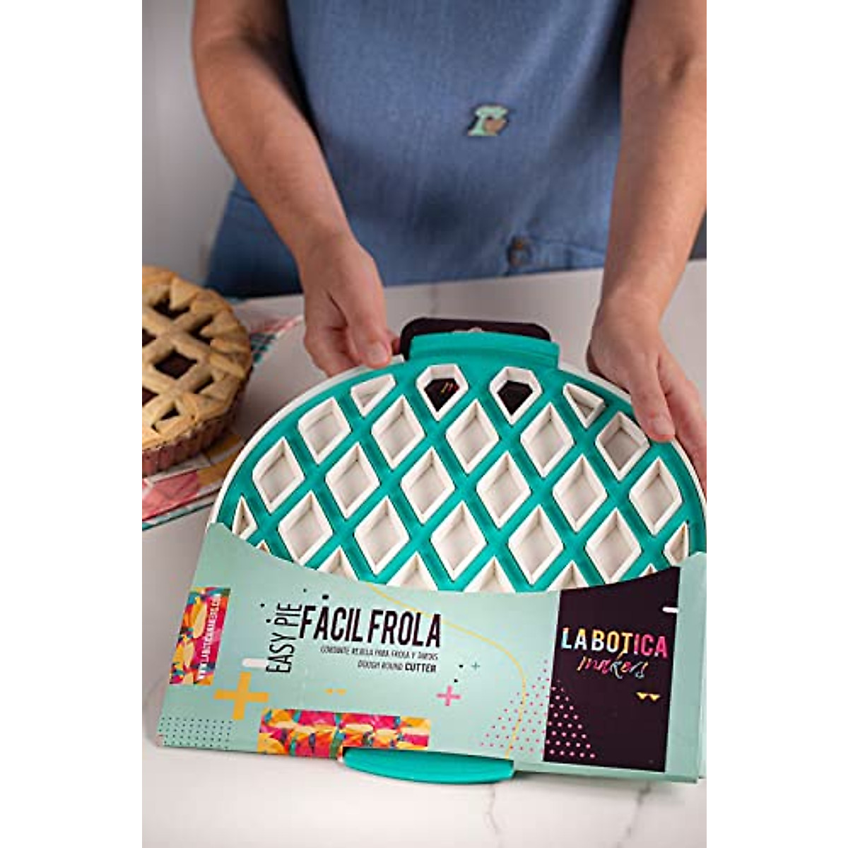 La Botica Makers, Lattice Pie Top Cutter, Decorative Diamond Shape 11.41 Inches, Easy Pies, DIY, Bakery Tools