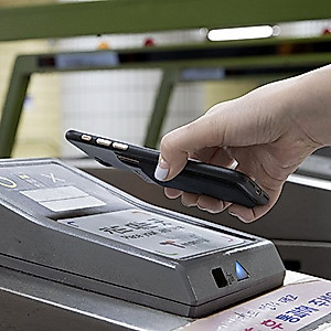 Sinjimoru Secure Card Holder for Back of Phone, Stretchy Fabric Cell Phone Wallet Stick On Credit Card Case for iPhone & Android. Sinji Pouch Flap Grey