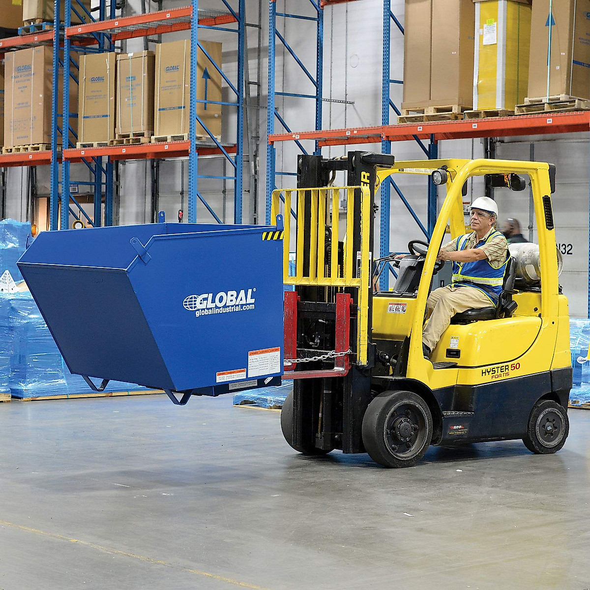 Global Industrial 1-1/2 Cubic Yard Low-Profile Self-Dumping Forklift Hopper, 6000 Lb. Cap.