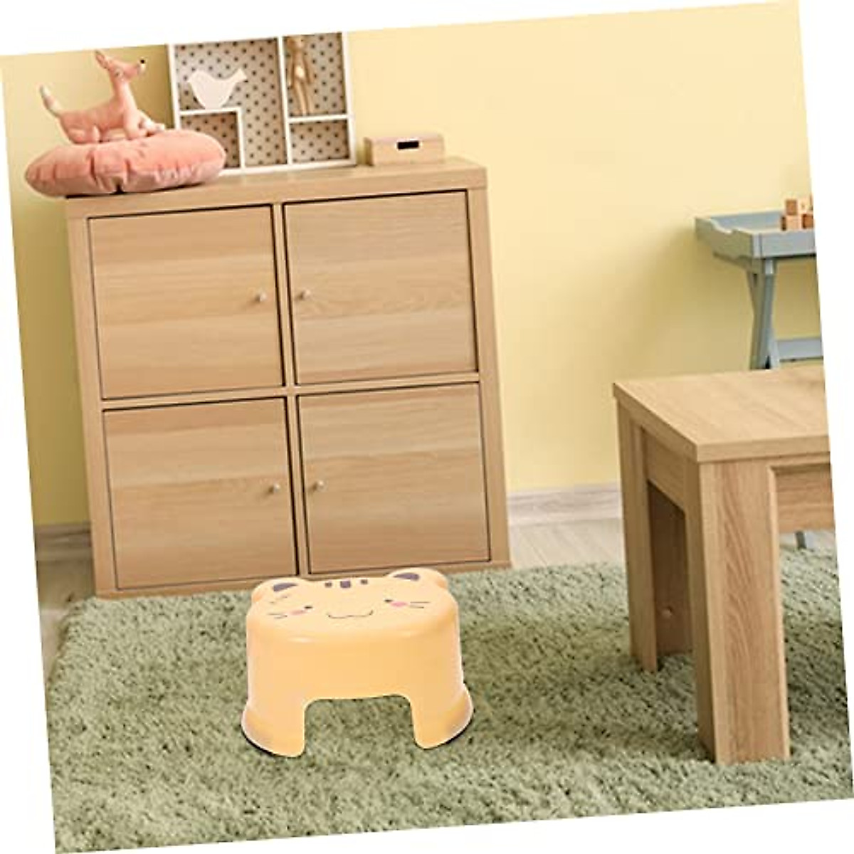 GRIRIW Cartoon Plastic Stool Portable Step Stool Outdoor Foot Stool Portable Potty Step Stool Mini Step Stool Hand Washing Stool Stools for Bathroom Step Stool Toddler Girl