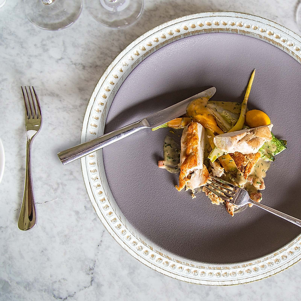 Kazozobi 13" Vintage Charger Plates, Beaded Chargers for Dinner Plates Set of 6, Charger Plates Bulk Wedding, White