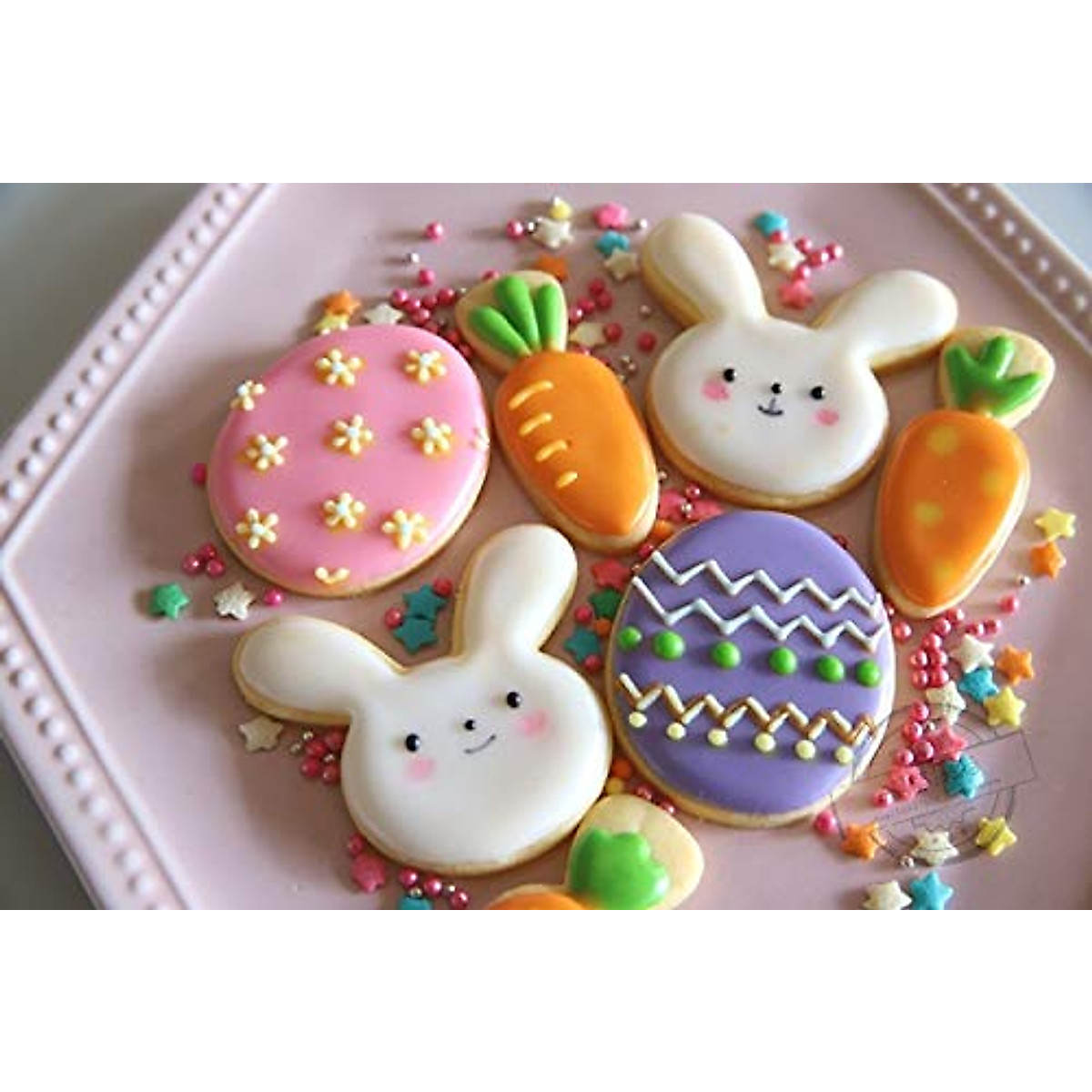 LUBTOSMN Shamrock Easter Cookie Cutter Set-3 Inches-7 Piece-Shamrock, Egg, Bunny, Carrot, Flower, Butterfly, Bunny Face, Easter Cutter Fondant Molds for Kids Holiday Celebration.