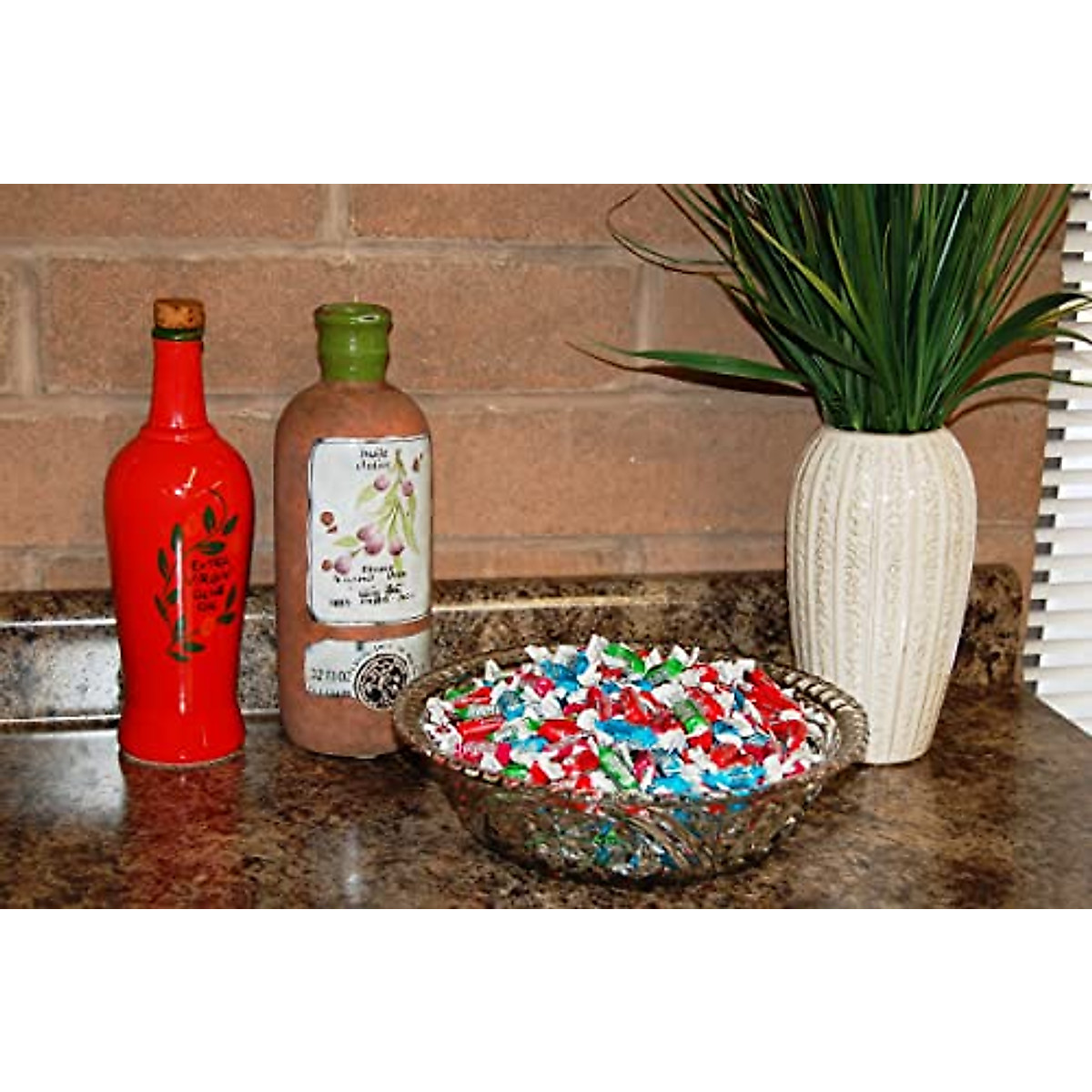 Tootsie Roll Frooties Famous 4 Flavors Variety Bag - Blue Raspberry-Fruit Punch-Green Apple-Strawberry - 28oz - 1.75Lbs of Bulk Candy Individually Wrapped Taffy - Snack Hotline