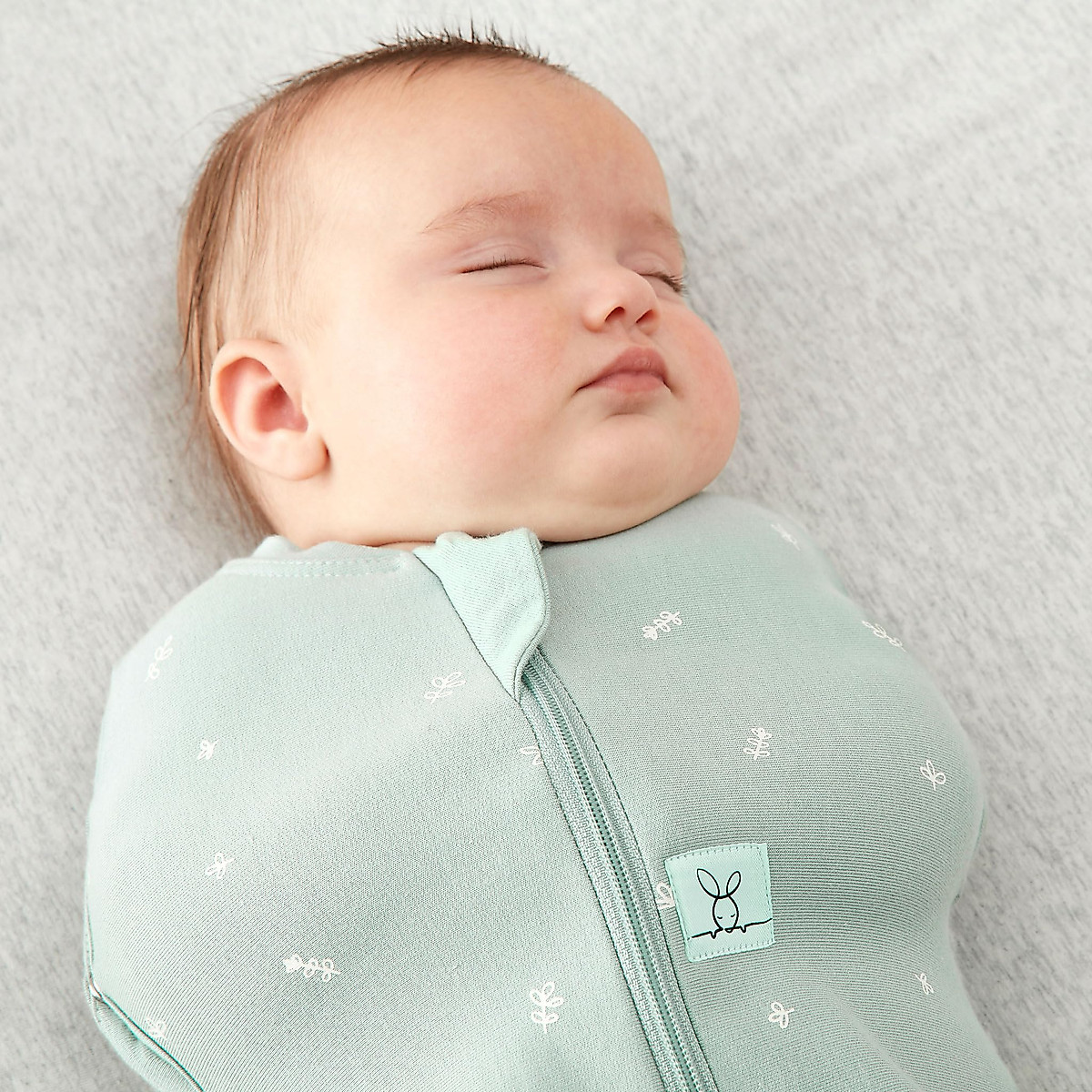 ergoPouch 0.2 TOG Cocoon Baby Sleep Sack 6-12 Months, Swaddle Sleeping Bag, Temperature Control Wearable Blanket (Sage)
