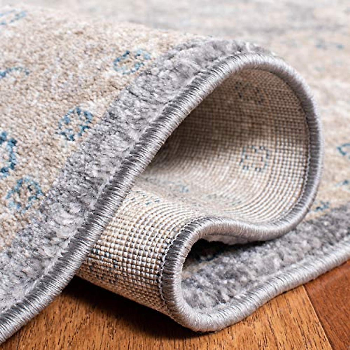 SAFAVIEH Sofia Collection Area Rug - 8' x 10', Light Grey & Beige, Vintage Oriental Distressed Design, Non-Shedding & Easy Care, Ideal for High Traffic Areas in Living Room, Bedroom (SOF330B)