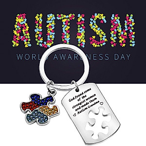 WSNANG Autism Awareness Jewelry Autistic Support Proud Autism Aunt Grandma Gift God Found Some of The Strongest Women And Made Them Autism Aunt/Grandma Keychain (Autism Grandma)
