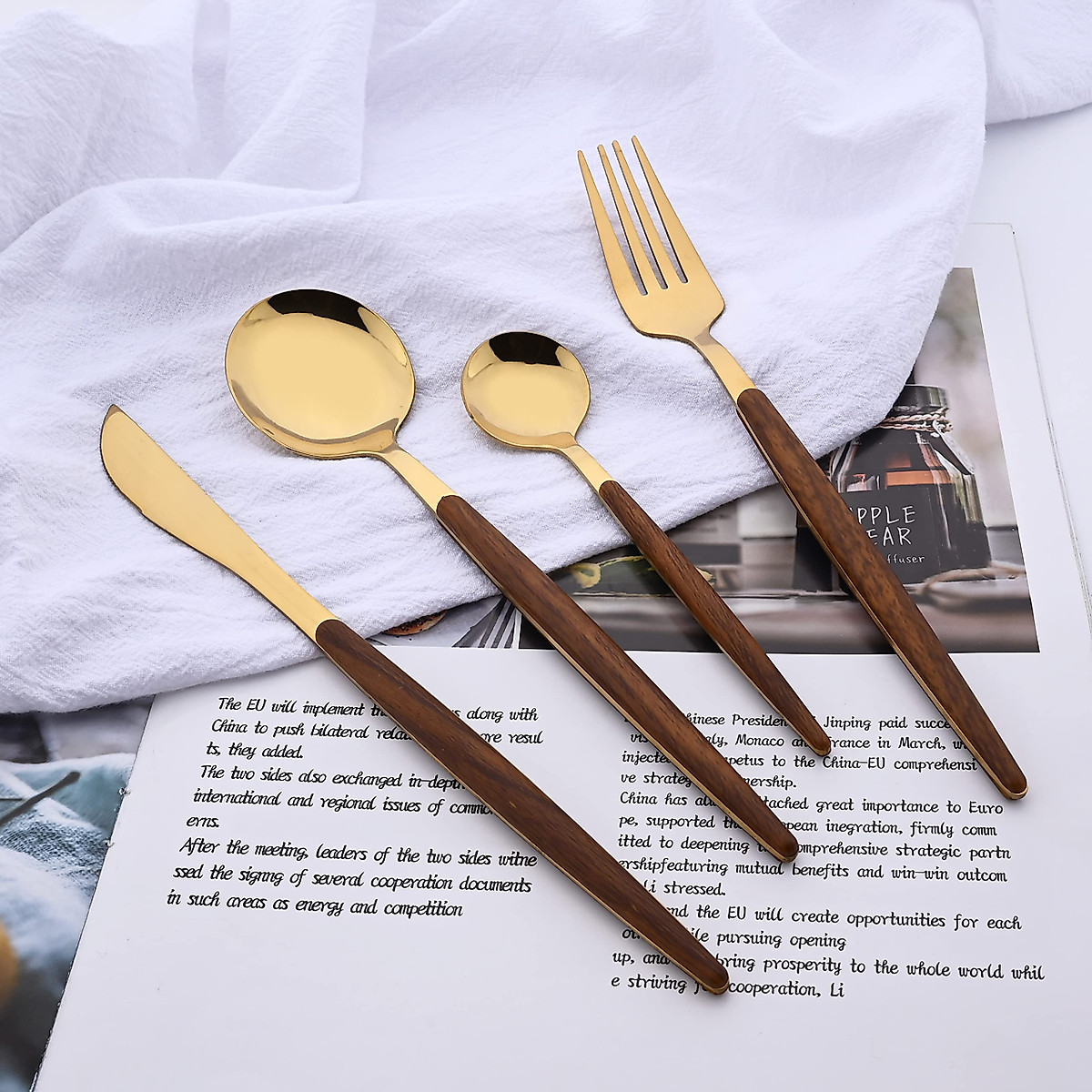 Uniturcky 24-Piece Silverware Set for 6, Gold Mirror Polished Stainless Steel Flatware Set, Wooden Effect Handle Utensil Set for Home Hotel Restaurant, Family Cutlery Set Include Knife Fork Spoon