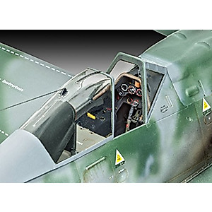 Revell 04869 Focke Wulf Fw190 F-8 Model Kit