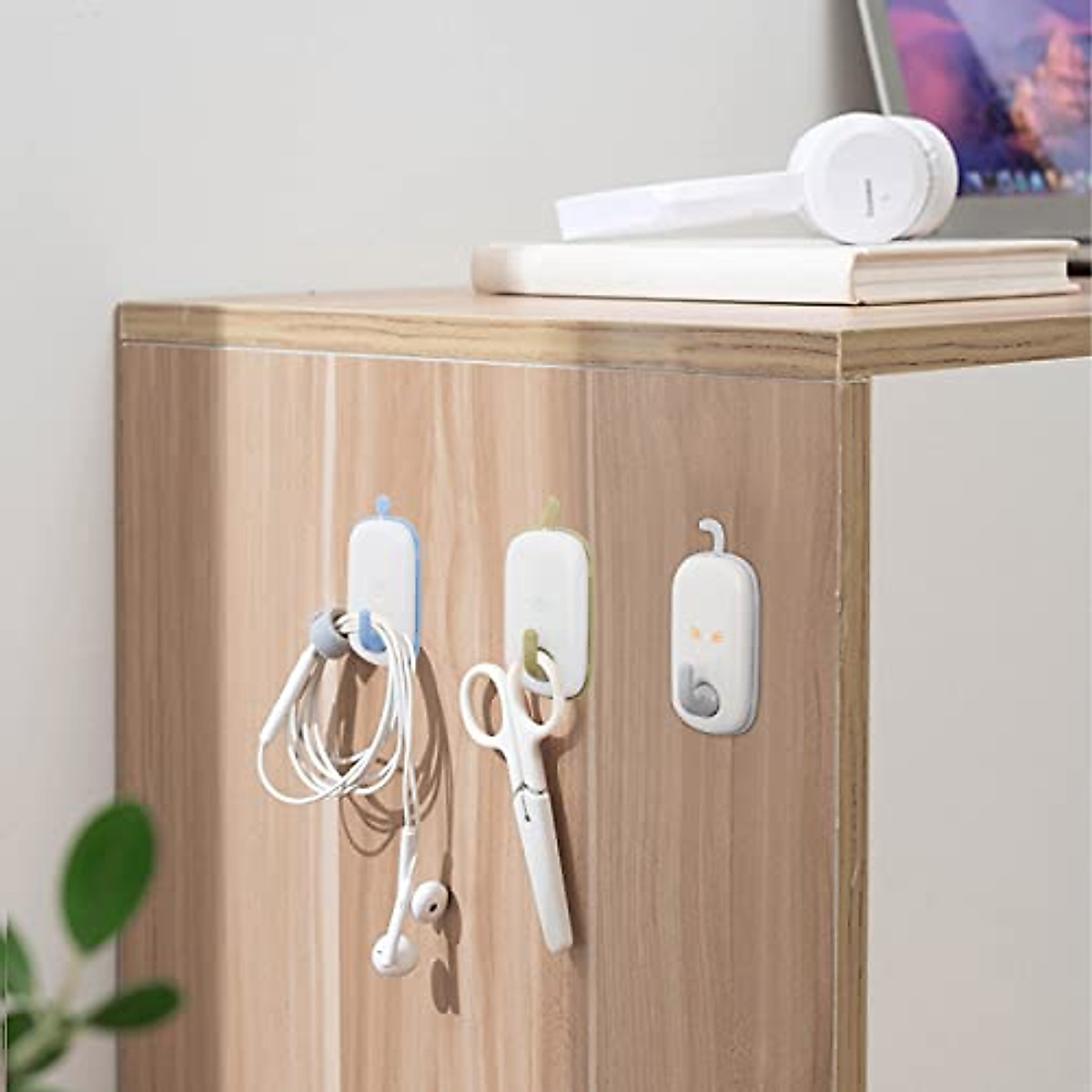 Diesisa Animal Key Holder for Wall, Adhesive Wall Hooks Hanger Decoration No Drilling for Keys, Coat, Bags, Towels - 6 Pack