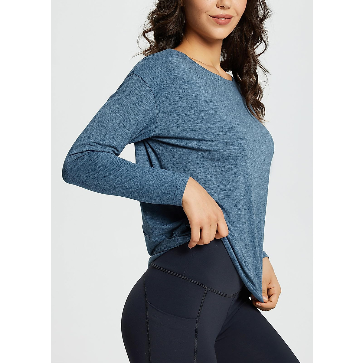 baleaf Women's Long Sleeve Workout Shirts Active Tops Loose Fit Quick Dry Tops Athletic Yoga Tee Shirts Lightweight Casual Fall Heather Navy M