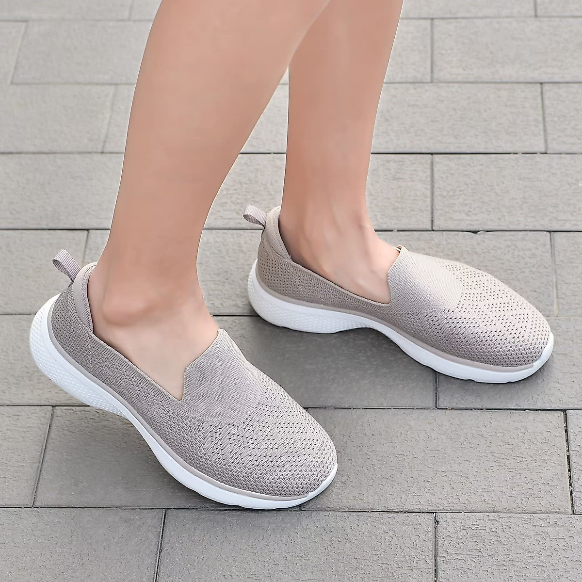 Puxowe Women Canvas Walking Tennis Shoes Low Top Lace-up Non Slip Casual Travel Work Sneaker BlackSize 8.5 US