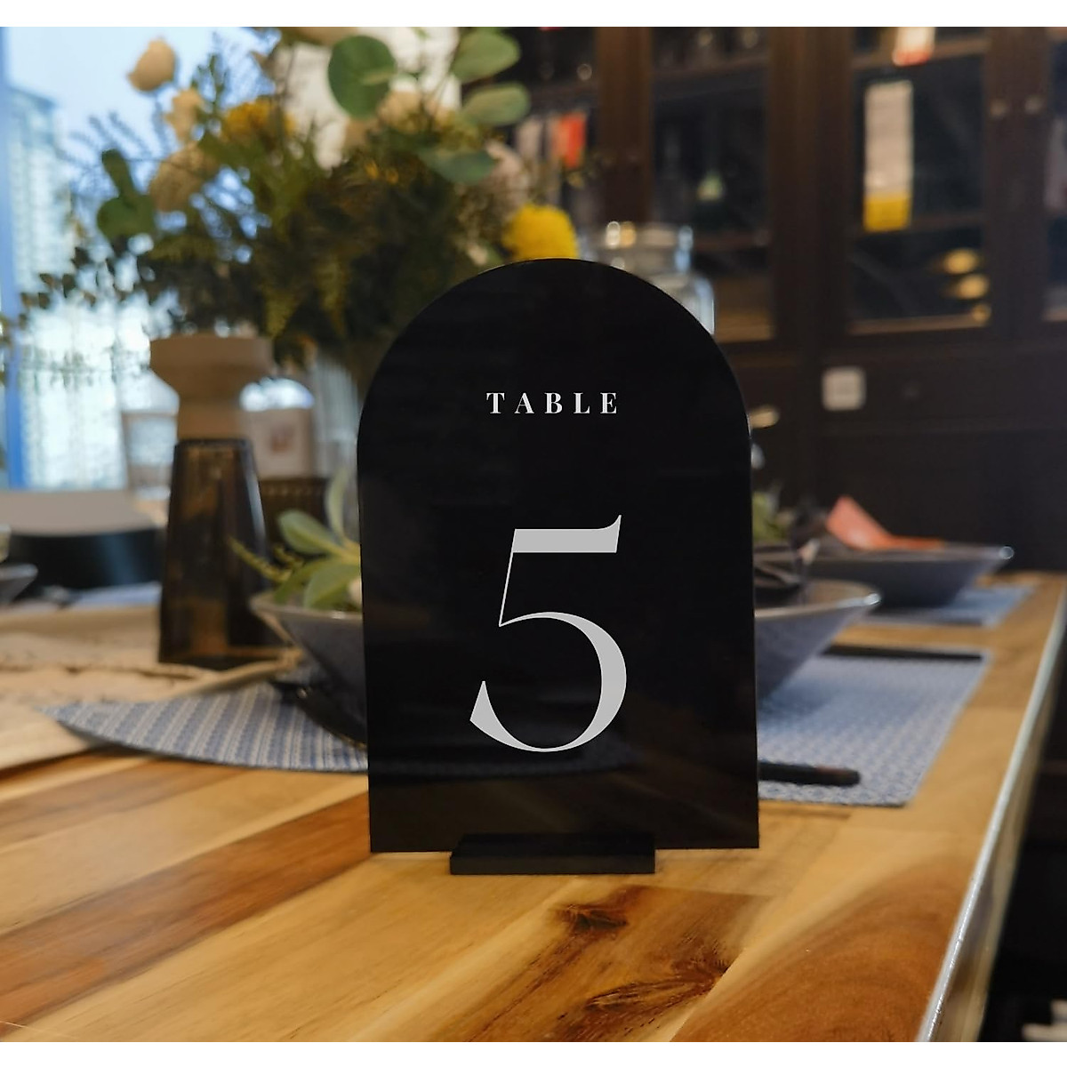 xinwant 5x7 Inch Arch Acrylic Sign with Stand,15Pack Blank Arch Acrylic Table Signs with Base for DIY Wedding Table Numbers, Arched Wedding Signage, Events& Parties (Black)