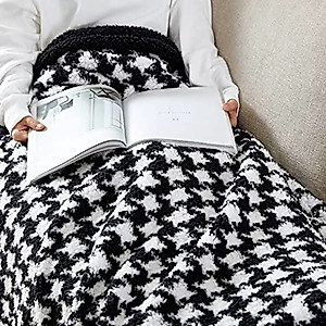 Betsey Johnson- Throw Blanket, Ultra Soft Plush Sherpa Home Décor, Reversible All Season Bedding (Houndstooth Black, 50 x 60)