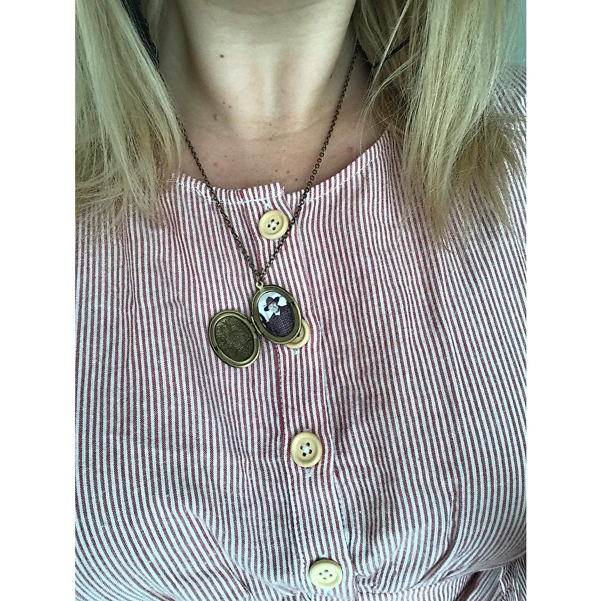 Fajewellery Vintage Engraved Flower Locket Picture Pendant Necklace for Women