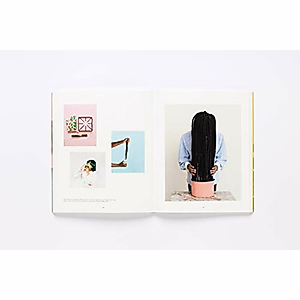 Girl on Girl: Art and Photography in the Age of the Female Gaze (40 artists redefining the fields of fashion, art, advertising and photojournalism)