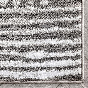 Well Woven Axasta Grey Diamond Medallion Tribal Area Rug (5'3" x 7'3")