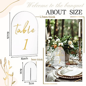 30 Sets Arch Acrylic Sign Gold Printed 1-30 Table Signs with Stands Calligraphy Clear Table Number Display Stand for Wedding Reception Event Party Restaurant Centerpieces Decor (4 x 6 Inch)