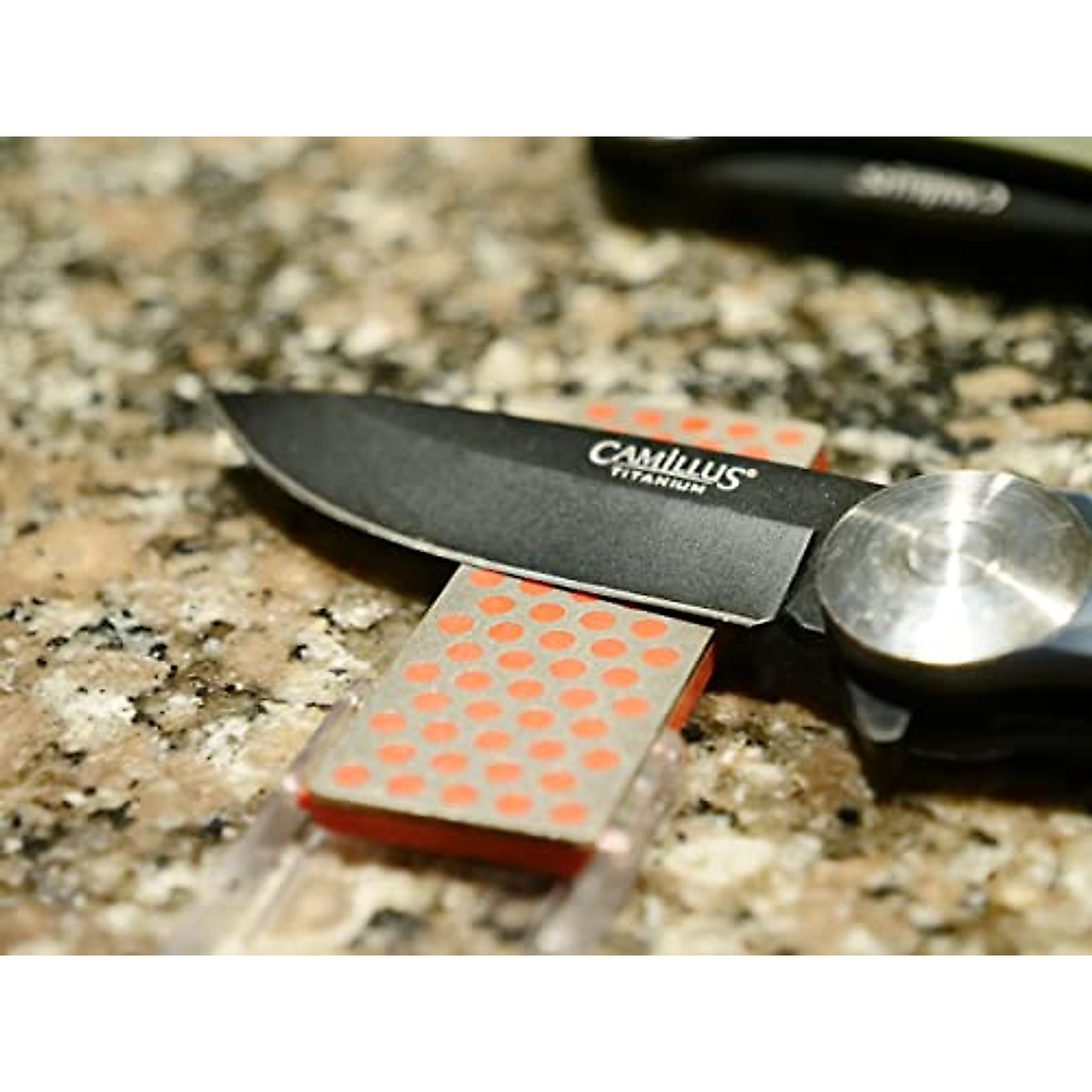 Diamond Machining Technology (DMT) Diamond Mini-Sharp Portable Pocket Fine Grit Sharpener (F70F)