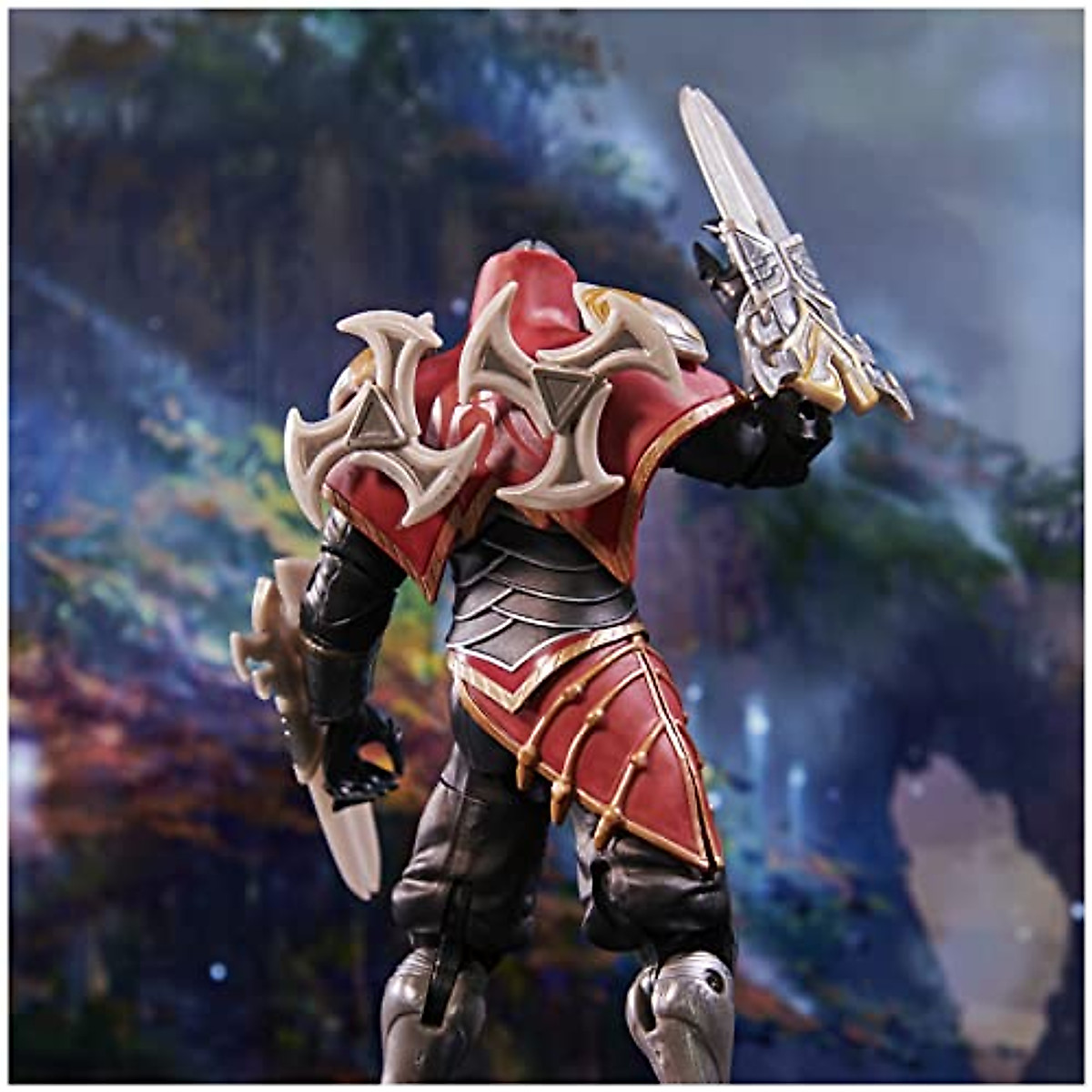 League of Legends, 6-Inch Zed Collectible Figure w/Premium Details and 2 Accessories, The Champion Collection, Collector Grade, Ages 12 and Up