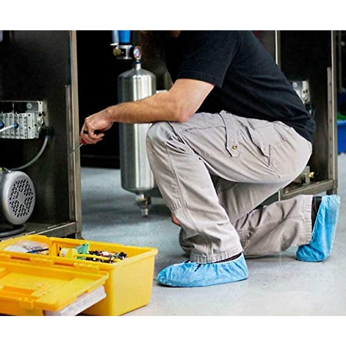 G & F Products - 13033 Premium 100 Pack (50 Pairs ) Disposable Boot & Shoe Covers Slip - Resistant fits up to size 11 US Men and 13 US Women, Blue, Large