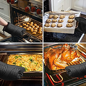 Vaincre Oven Mitts Heat Resistant - 2PCS Black Silicone Oven Mitts, Non-Slip Grip Soft Oven Mitt, Flexible Kitchen Oven Mits Potholders Oven Gloves for Cooking Baking Kitchen Mittens