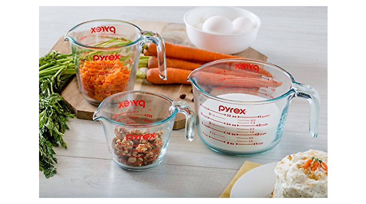 Pyrex 1-Quart Measuring Cup – Durable and Easy to Use