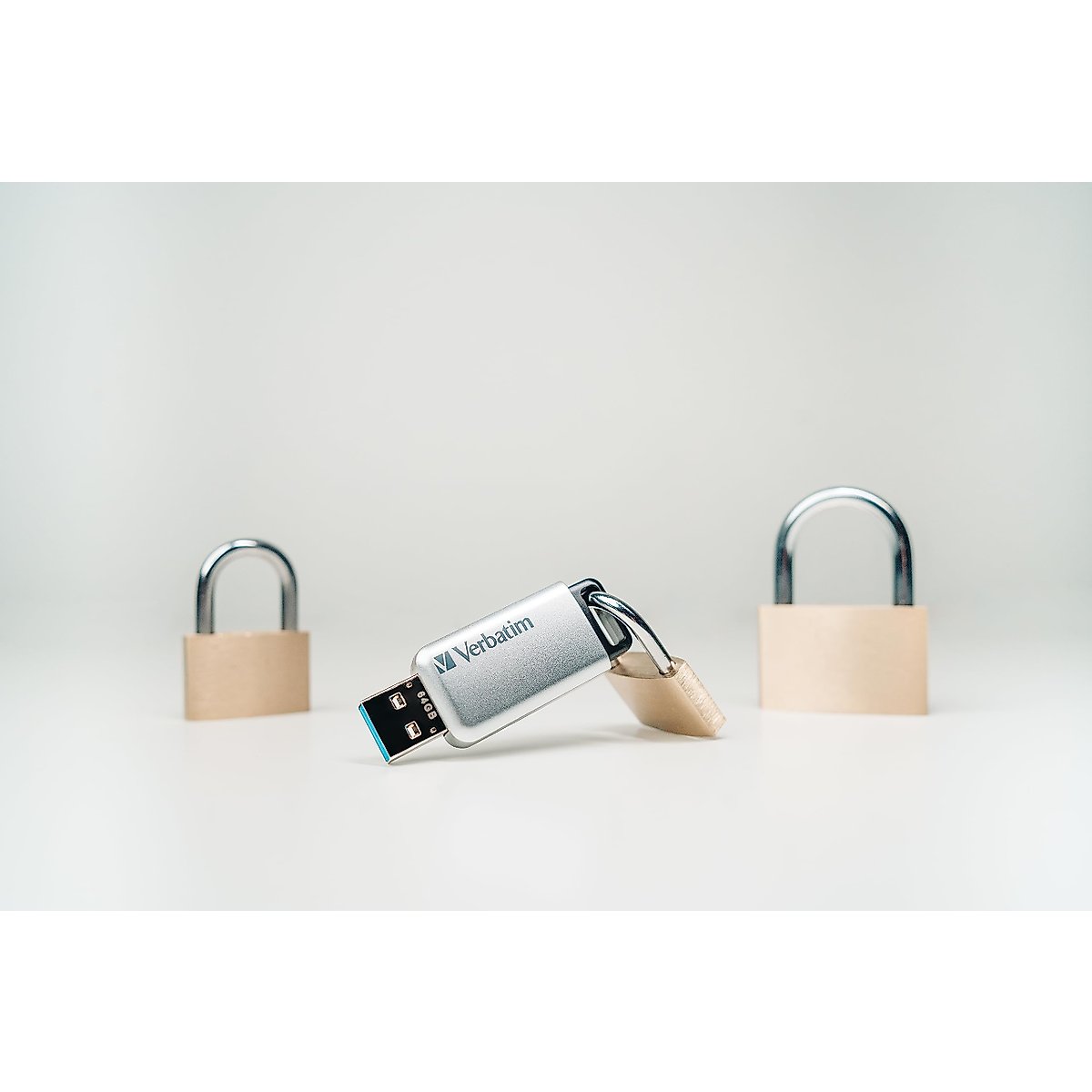Verbatim 16GB Store'n' Go Secure Pro USB 3.0 Flash Drive with AES 256 Hardware Encryption - Silver