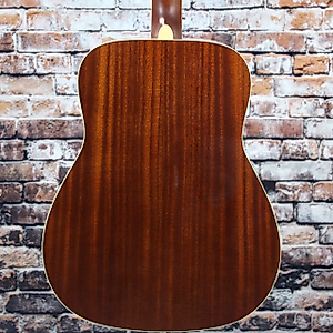 Yamaha FG820 12-String Acoustic Guitar and Yamaha AG1-HC Hard Case Dreadnought Acoustic Guitar Case