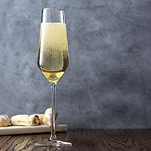 JoyJolt Champagne Flutes – Layla Collection Crystal Champagne Glasses Set of 4 – 6.7 Ounce Capacity – Ideal for Home Bar, Special Occasions – Made in Europe