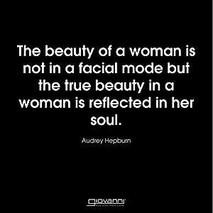 GIOVANNI Eco Chic Smooth as Silk Deeper Moisture Conditioner, 24 oz. - Apple + Aloe Extracts, Calms Frizz, Detangles, Wash & Go, Lauryl & Laureth Sulfate Free, Paraben Free, Color Safe