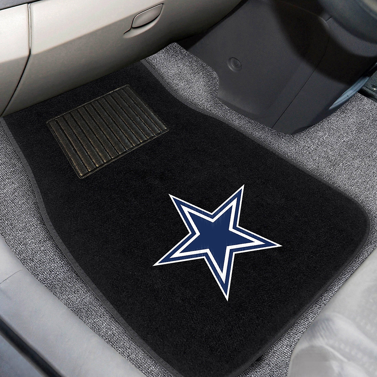 FANMATS 10316 NFL - Dallas Cowboys 2-pc Embroidered Car Mat Set for Front Seats | Black | 17"x25.5" | Star Primary Logo